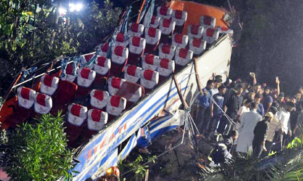 শ্বশুরবাড়ি যাওয়া হলো না রেজার