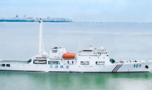 Myanmar Navy opens fire on BD fishing trawler: One die three wounded