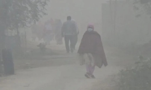 Mild cold wave sweeps parts of country