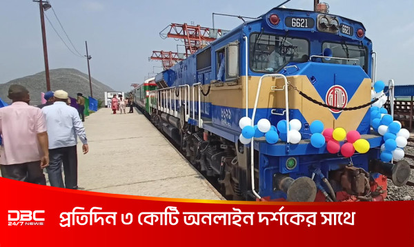 First train takes to Padma Bridge railway