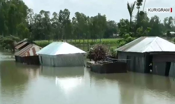 Water level of Kurigram Rivers started decreasing